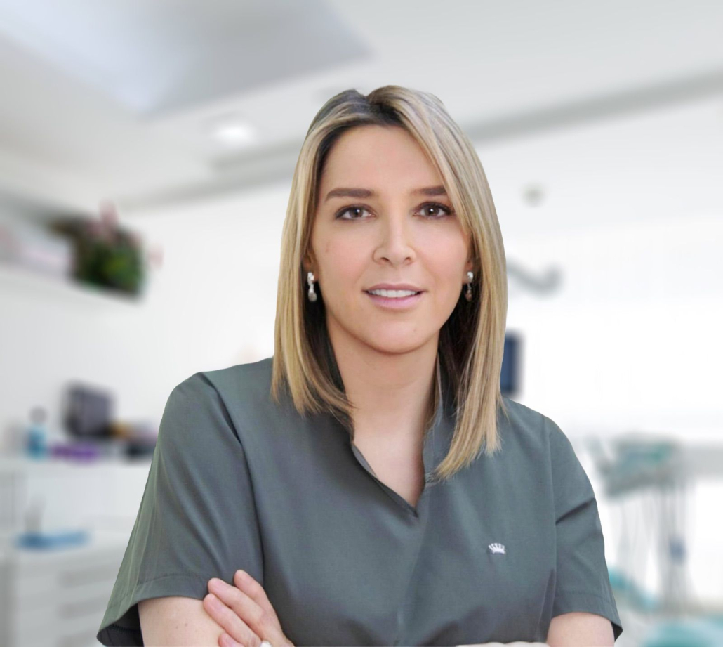 Dra. Carolina Ruiz Coddou - Peridoncia - Dentisalud